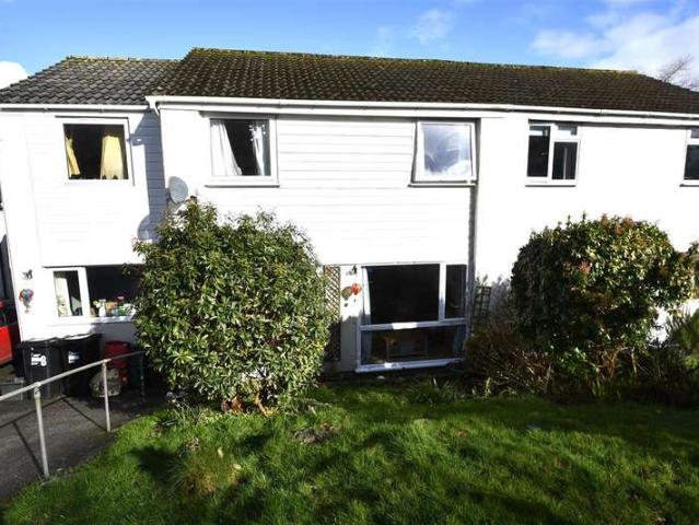 4 Bedroom Semi Detached House
