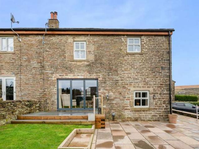 4 Bedroom Semi Detached House