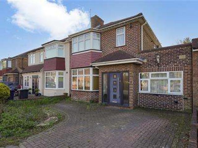 4 Bedroom Semi Detached House