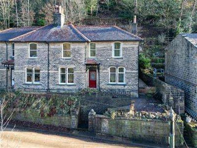 4 Bedroom Semi Detached House