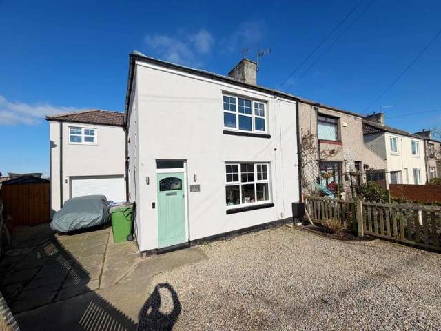 4 Bedroom Semi Detached House