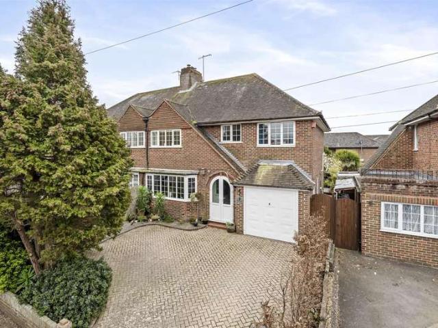 4 Bedroom Semi Detached House