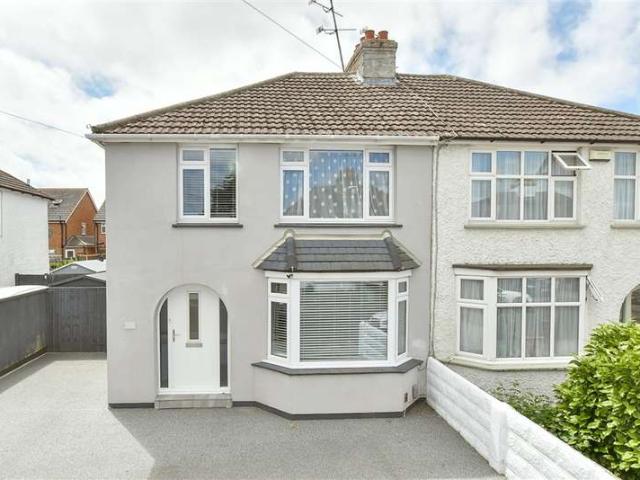 4 Bedroom Semi Detached House
