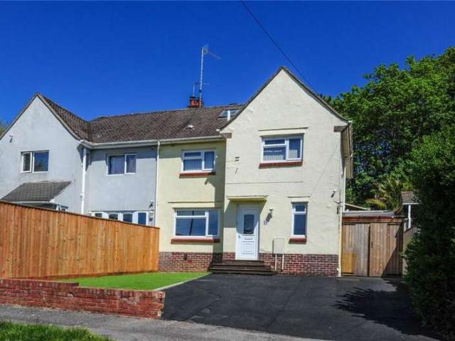 4 Bedroom Semi Detached House