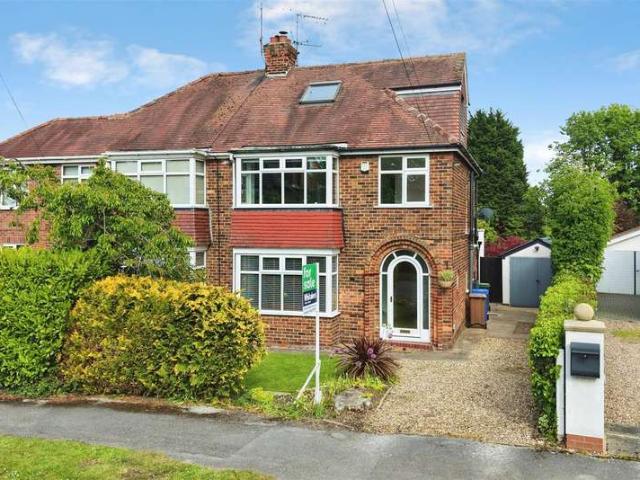 4 Bedroom Semi Detached House