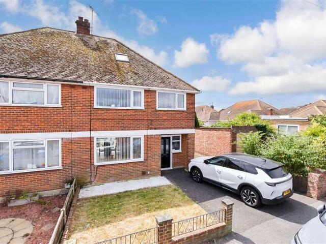 4 Bedroom Semi Detached House