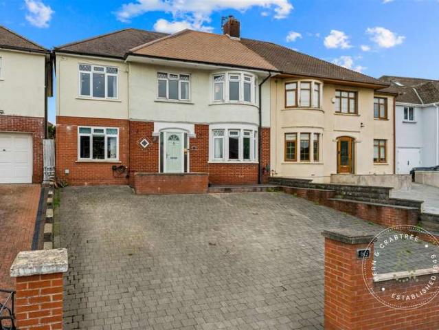 4 Bedroom Semi Detached House