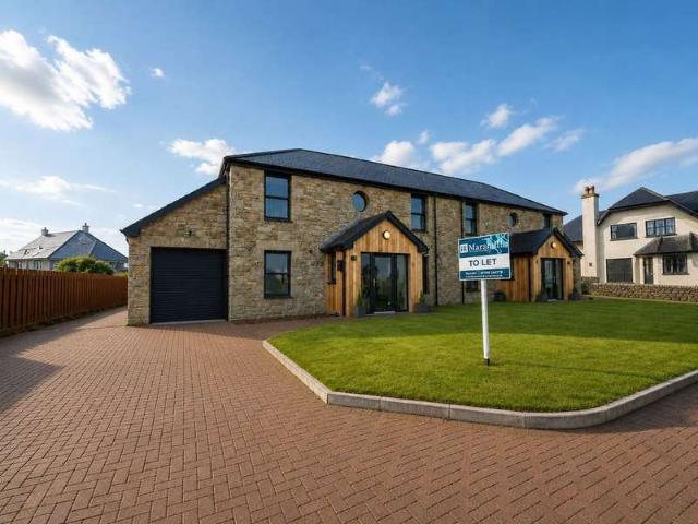 4 Bedroom Semi Detached House