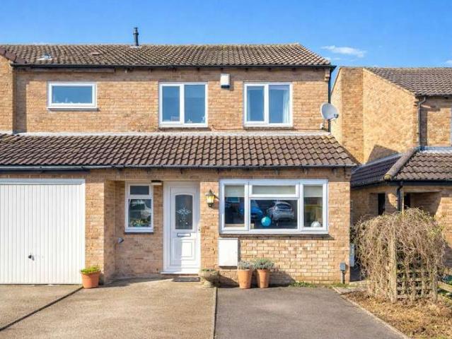 4 Bedroom Semi Detached House