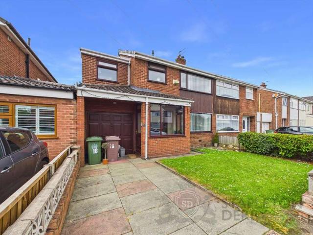 4 Bedroom Semi Detached House
