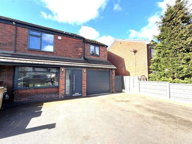 4 Bedroom Semi Detached House