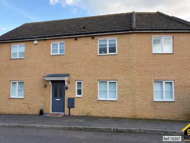 4 Bedroom Semi Detached House