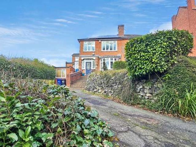 4 Bedroom Semi Detached House