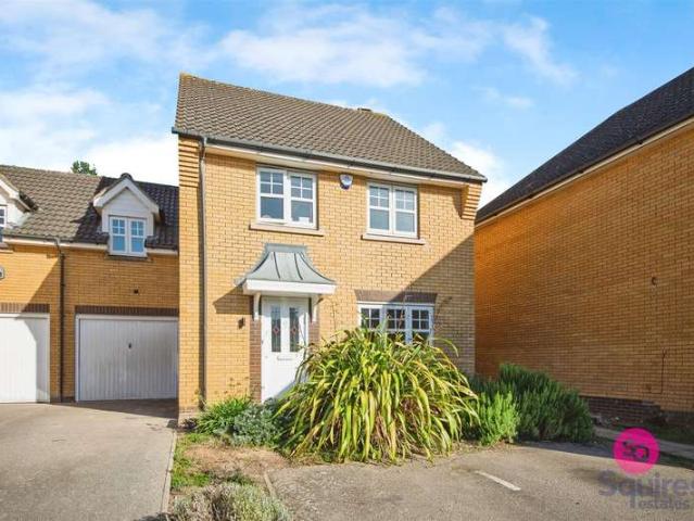 4 Bedroom Semi Detached House