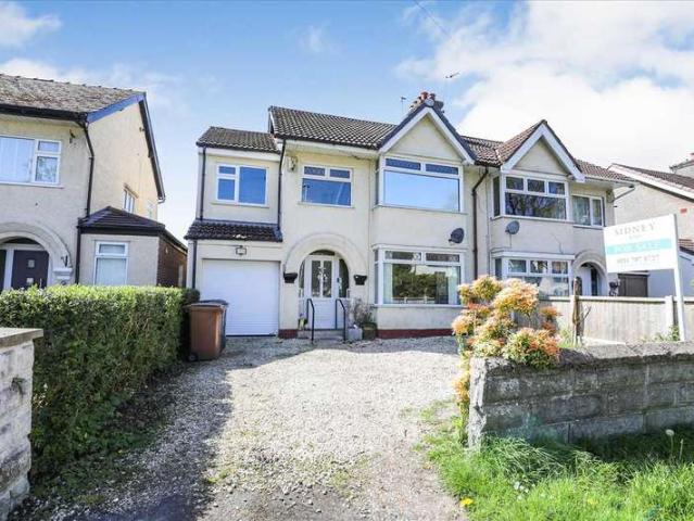 4 Bedroom Semi Detached House