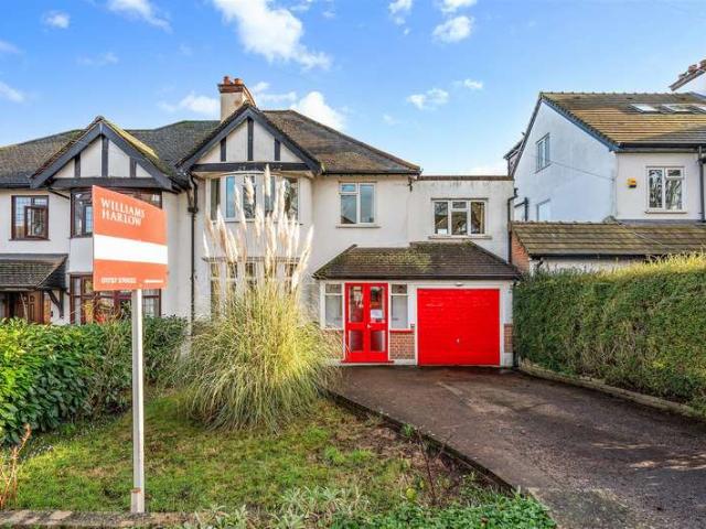 4 Bedroom Semi Detached House