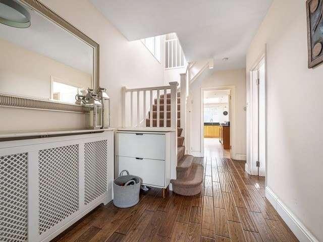 4 Bedroom Semi Detached House