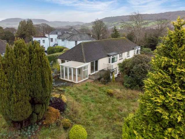 4 Bedroom Semi Detached House