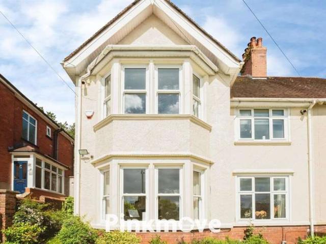 4 Bedroom Semi Detached House
