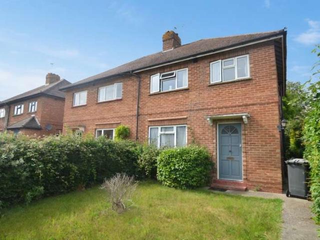4 Bedroom Semi Detached House