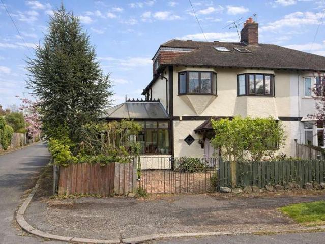 4 Bedroom Semi Detached House