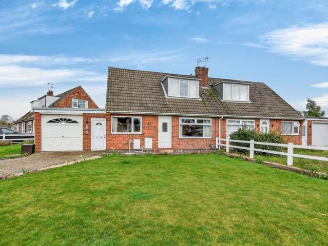 4 Bedroom Semi Detached House
