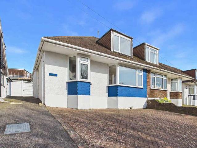 4 Bedroom Semi Detached House