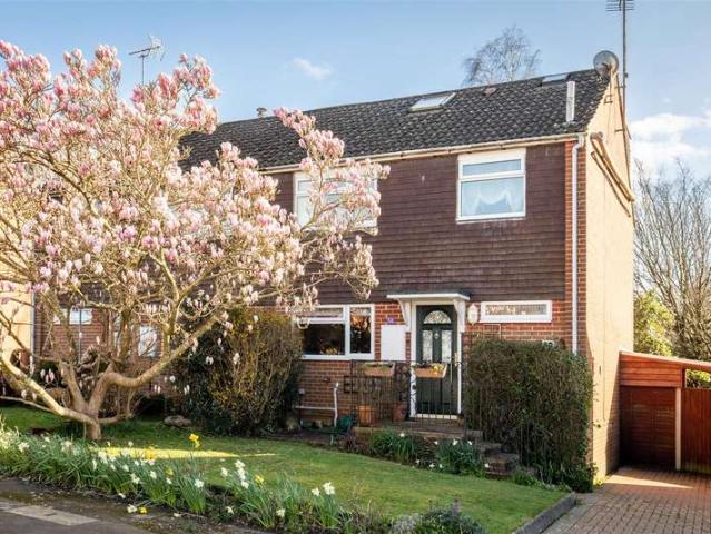 4 Bedroom Semi Detached House
