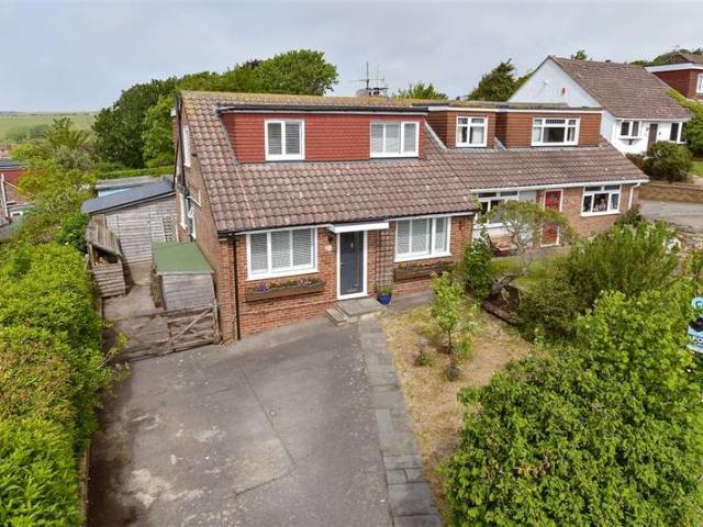 4 Bedroom Semi Detached House