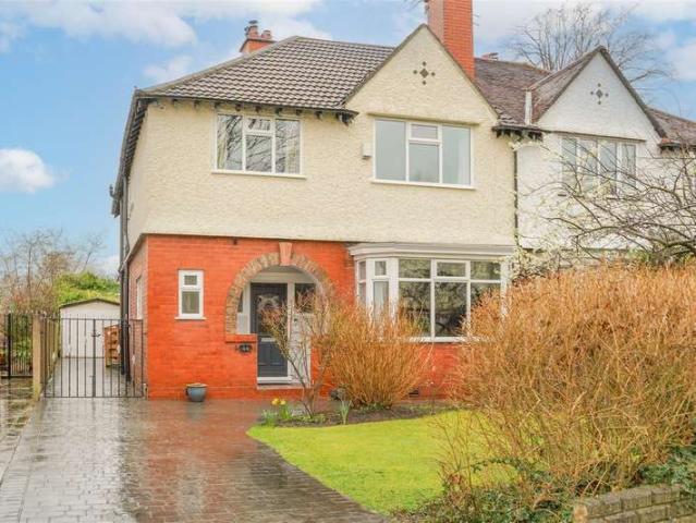 4 Bedroom Semi Detached House