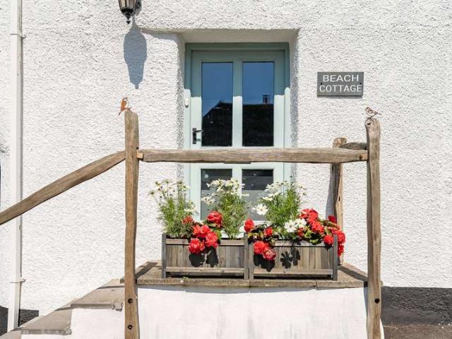 4 Bedroom Semi Detached House