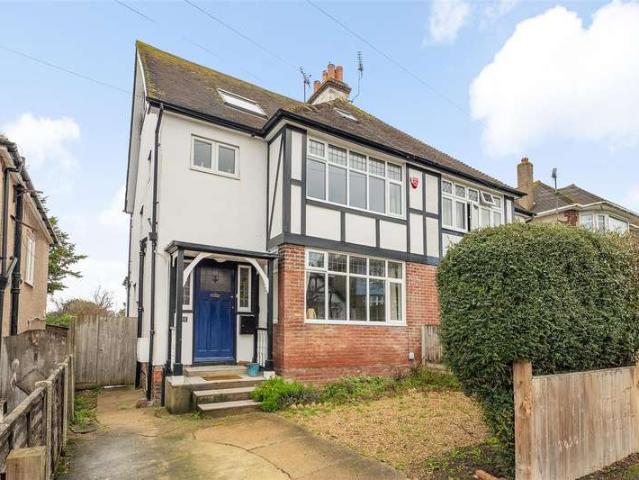 4 Bedroom Semi Detached House