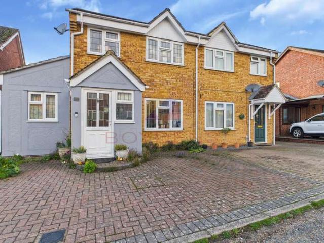 4 Bedroom Semi Detached House