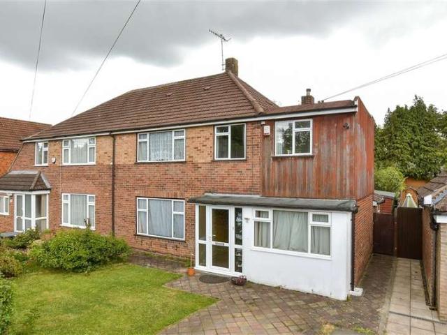 4 Bedroom Semi Detached House