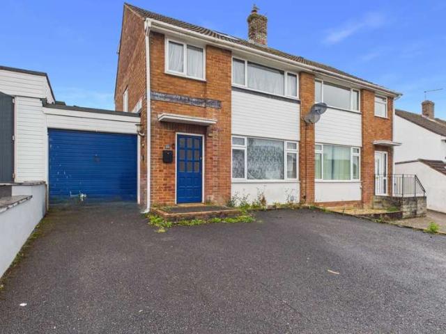 4 Bedroom Semi Detached House