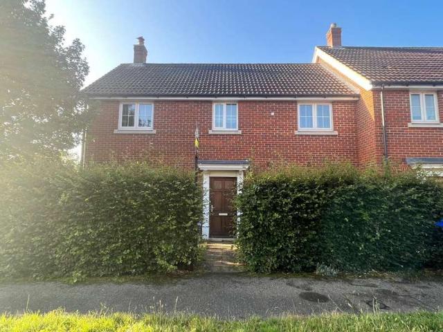4 Bedroom Semi Detached House