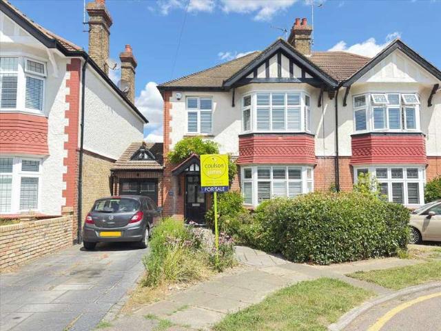 4 Bedroom Semi Detached House