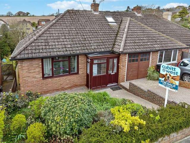 4 Bedroom Semi Detached House