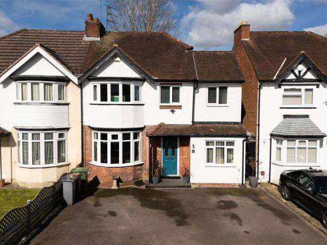 4 Bedroom Semi Detached House