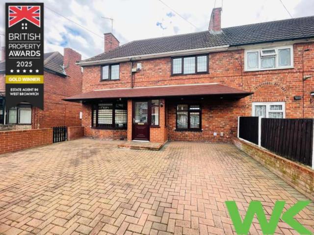 4 Bedroom Semi Detached House