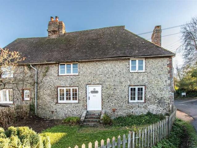 4 Bedroom Semi Detached House