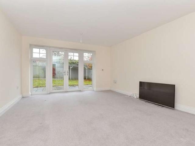 4 Bedroom Semi Detached House