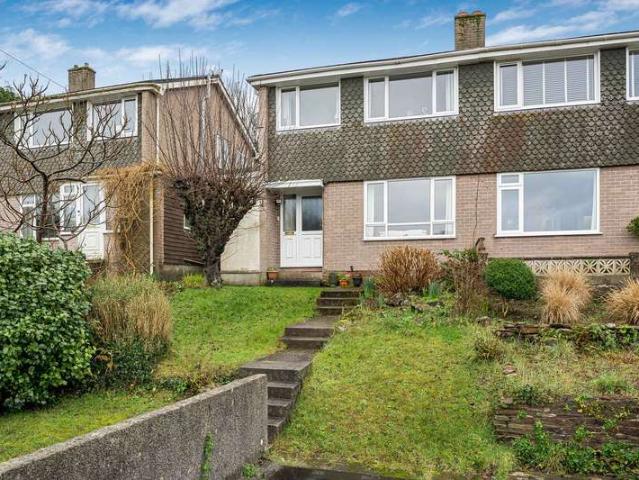 4 Bedroom Semi Detached House
