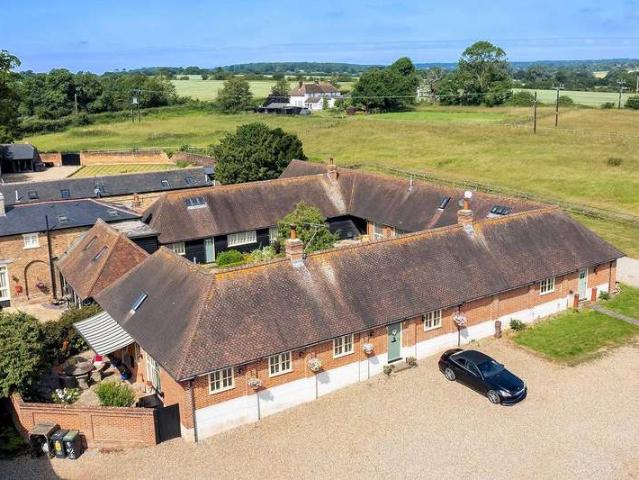 4 Bedroom Semi Detached House