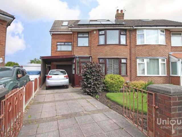 4 Bedroom Semi Detached House