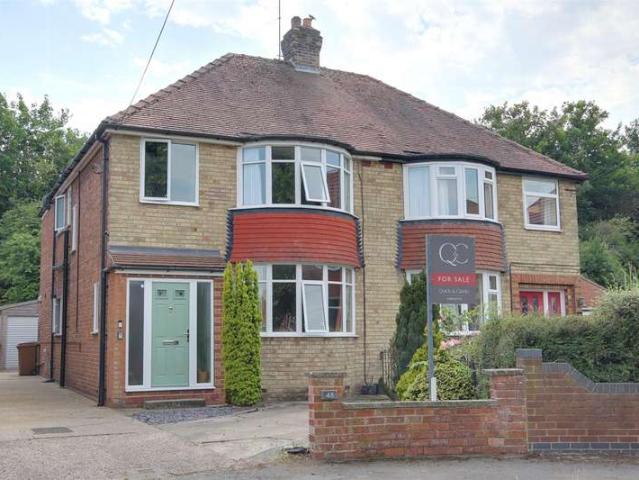 4 Bedroom Semi Detached House