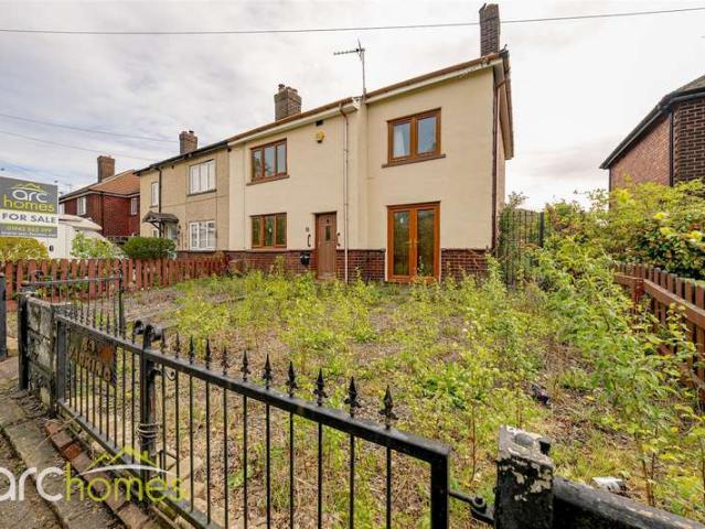 4 Bedroom Semi Detached House