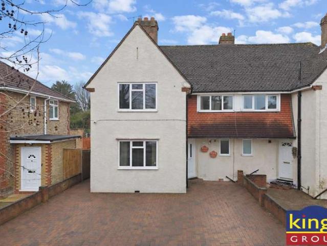 4 Bedroom Semi Detached House