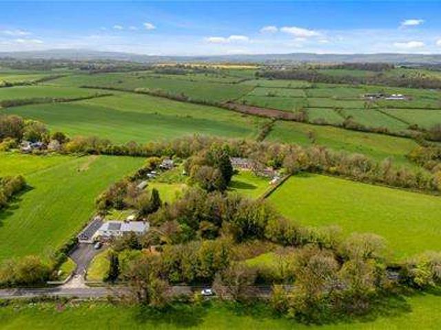 4 Bedroom Semi Detached House
