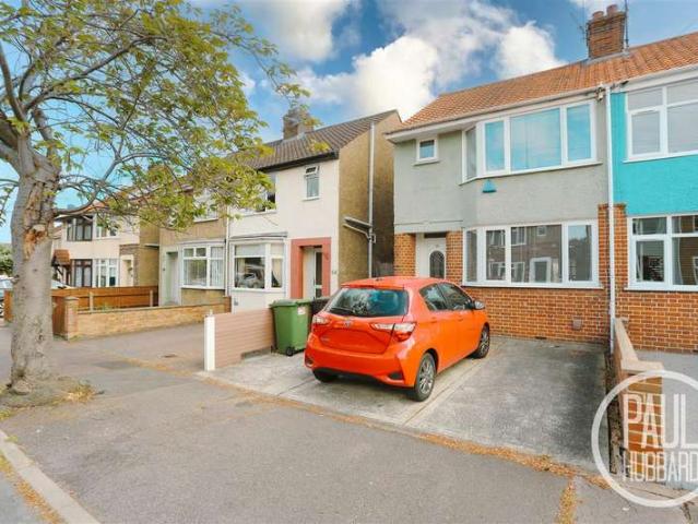 4 Bedroom Semi Detached House